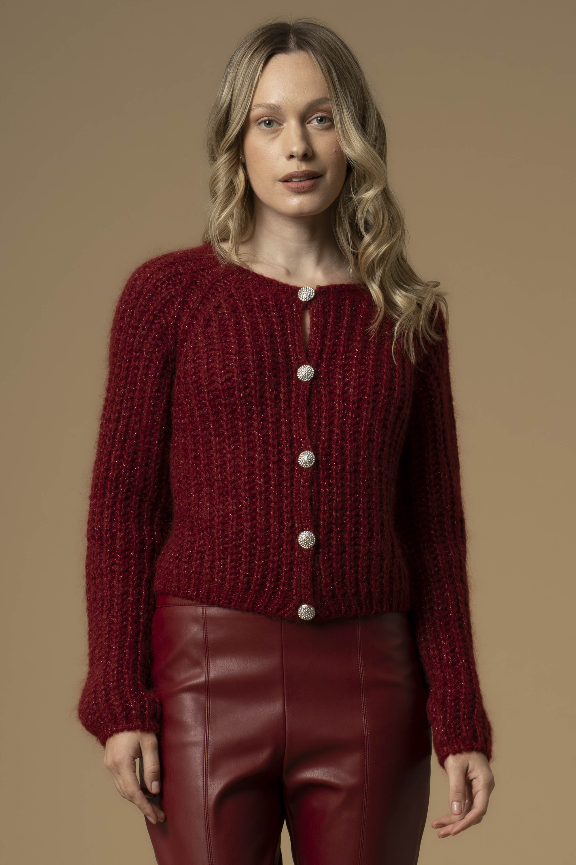 Elegant versatile long sleeved cardigan style sweater - Sweater AVE | Kocca