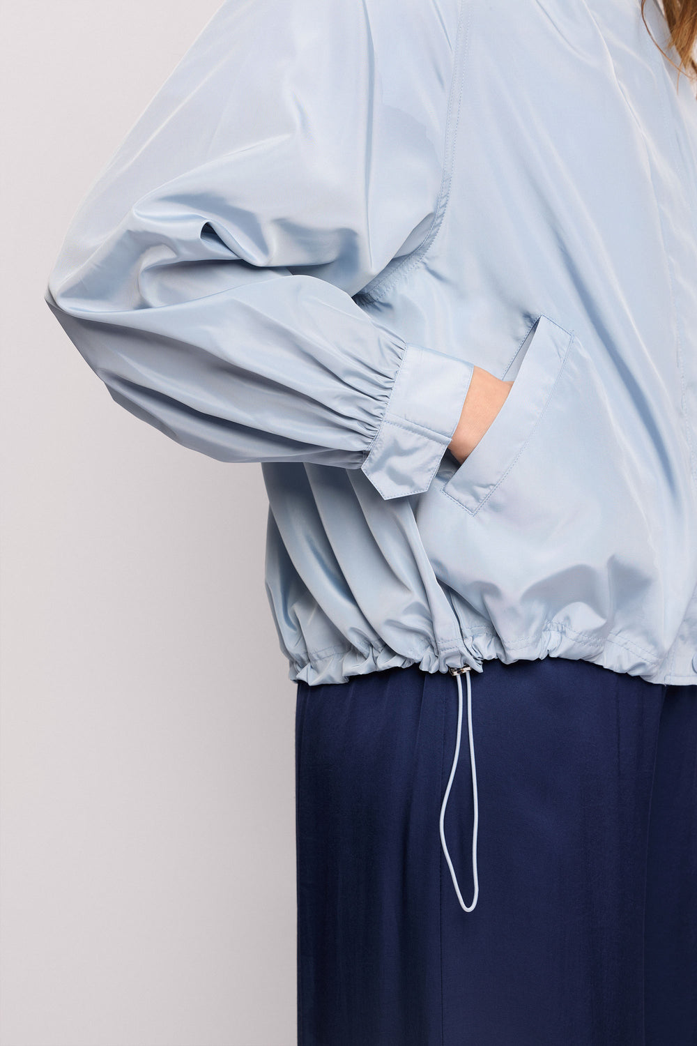 Abbigliamento Donna Elegante: Abiti, Cappotti e Maglieria | Kocca